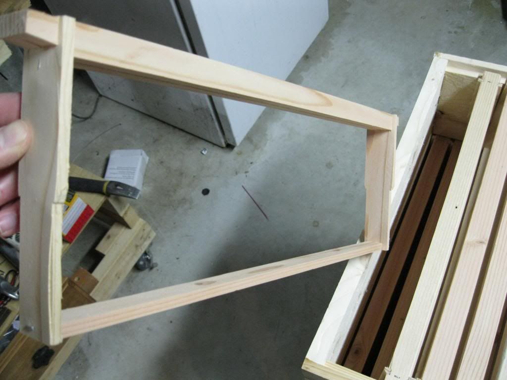 Making Foundationless frames | Beesource Beekeeping Forums
