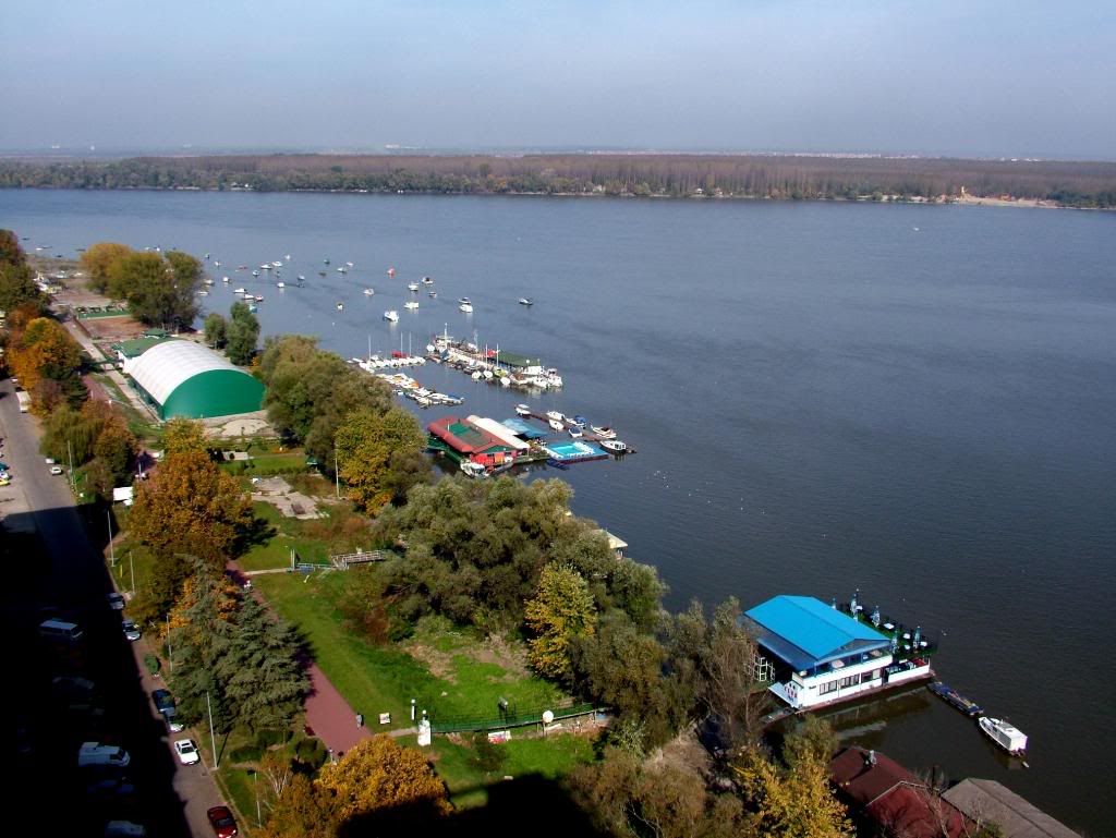 Земун | Zemun | Page 2 | SkyscraperCity Forum