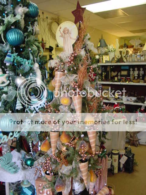 Copper color Christmas tree | AJ's Trash2Treasure BLOG