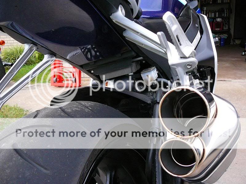 My new Yoshi pipe (pics) | Suzuki GSX-R Motorcycle Forums Gixxer.com