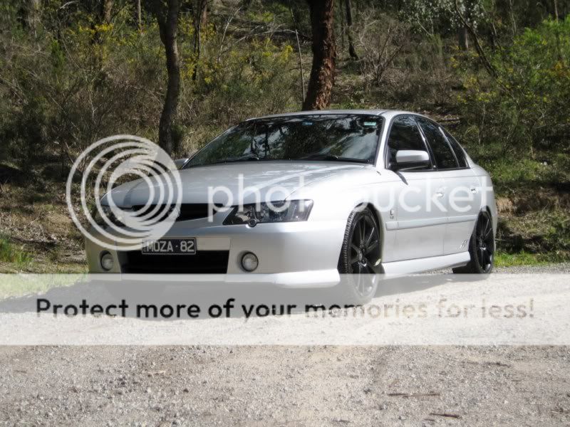 FS [VIC]: VZ Clubsport R8 19" Matt Black Wheels & Tyres