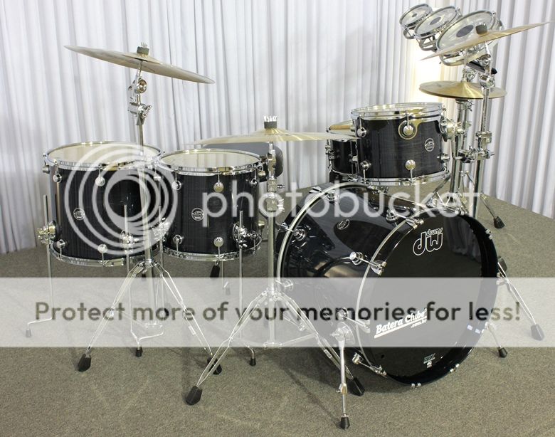 Rototom Remo Kit Com 3 Tambores 6¨, 8¨, 10¨ E Estante Comple - R$ 3.078 ...