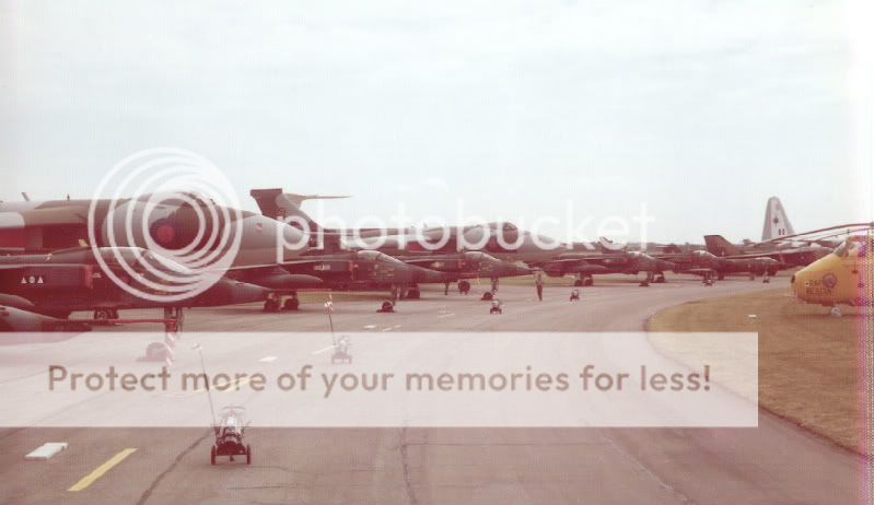 RAF Finningley 1977- Silver Jubilee Review - UK Airshow Review Forums