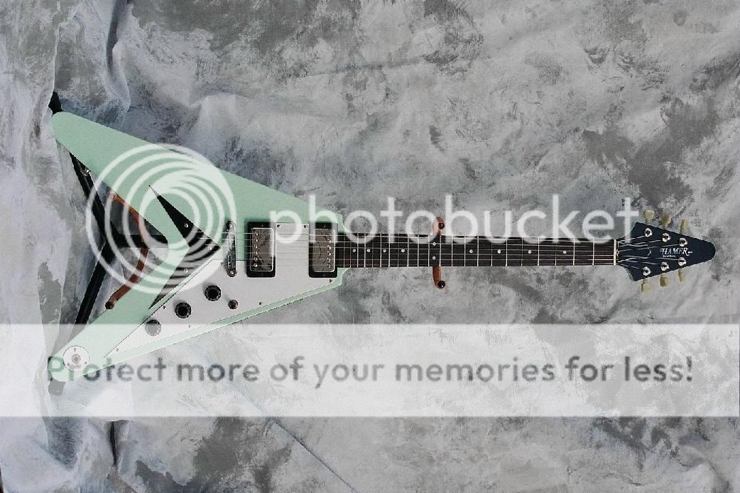 Any pics of Hamers in vintage-type colors? - Hamer Fan Club ...