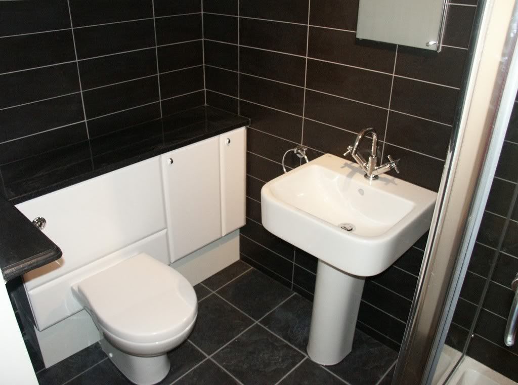 What size tiles are best for small cloakroom 2m*1m? | Screwfix ...