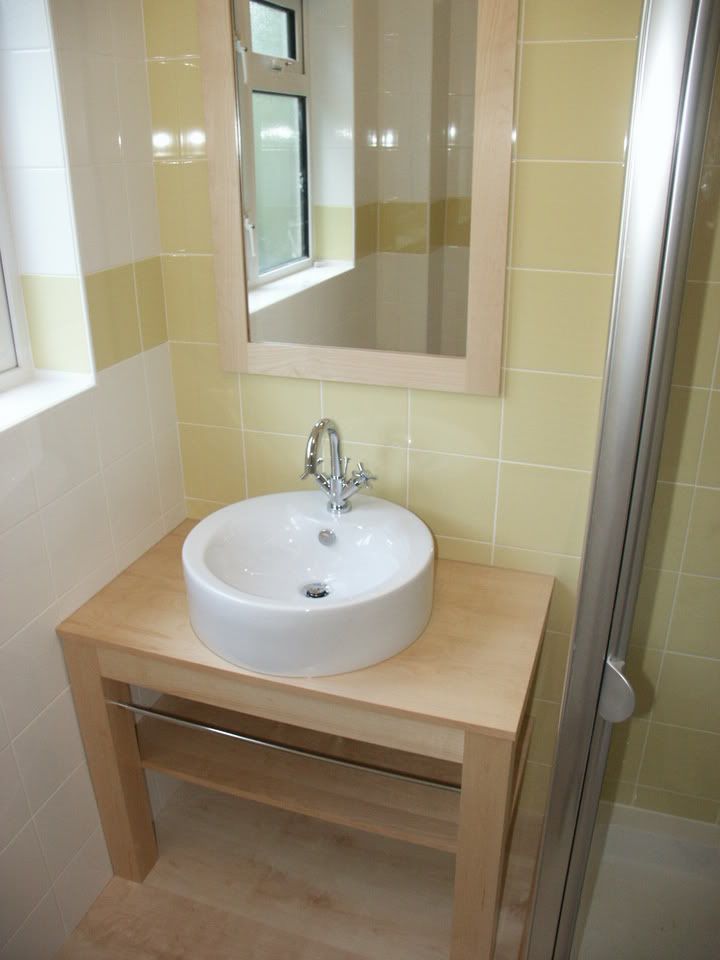 Hanging a heavy framed mirror | Screwfix Community Forum