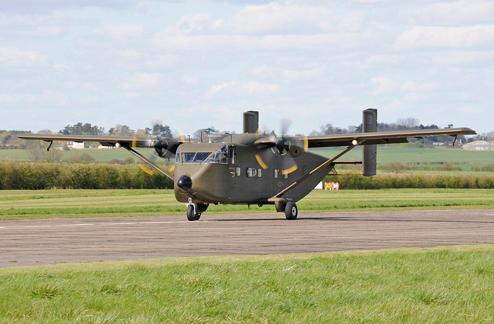 Skyvan and Hunter – North Weald contrasts - UK Airshow Review Forums