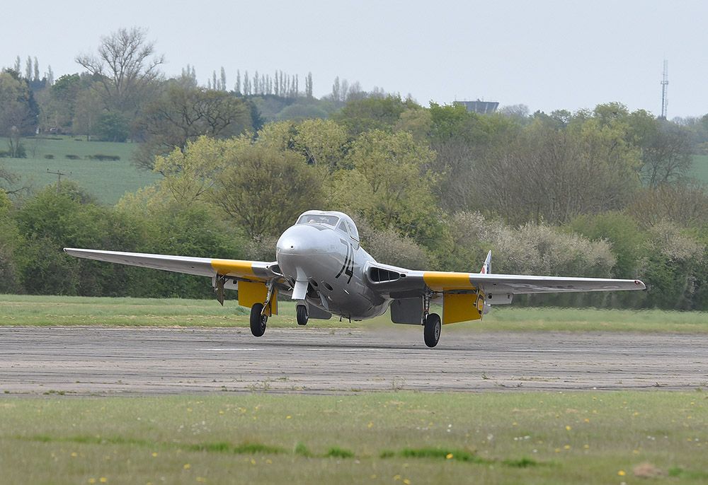North Weald Vampire WZ507 - UK Airshow Review Forums