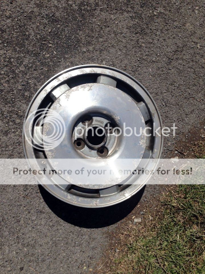 Ultra rare wheel? OEM VW circa 1988 | VW Vortex - Volkswagen Forum