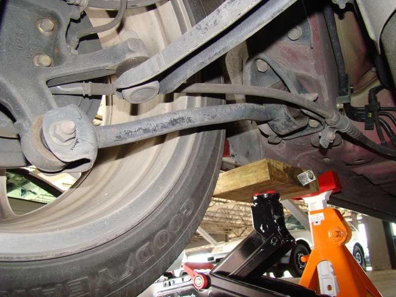 HOW TO: ES Trailing Arm (Rear Lower Control Arm) Insert - Install ...