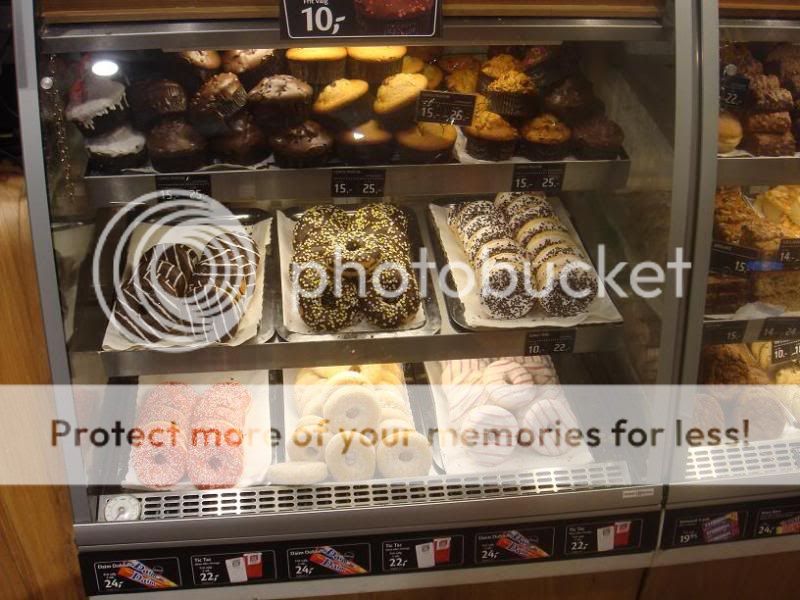 7-Eleven Donuts Photo by boygrinderx | Photobucket