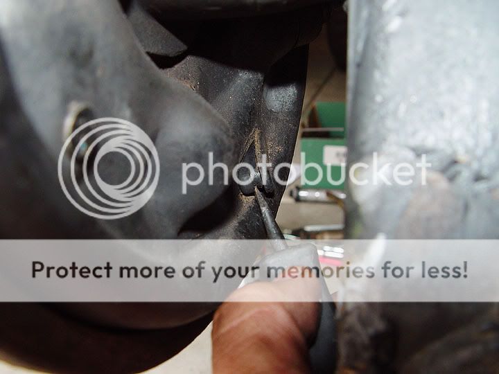 Adjusting Rear Drum Brakes - AUSJEEPOFFROAD.COM Jeep News Australia and ...