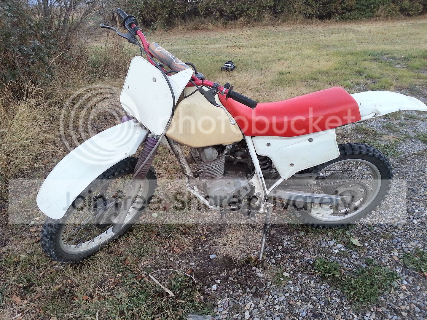 95 XR200. Smokes really bad, worth fixing? | Custom Fighters - Custom ...