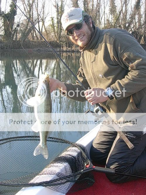Tecniche di pesca al perca in Italia