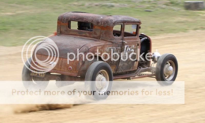 Jalopy Dust Up - Hot Rods on the Dirt Track - Ozrodders.com