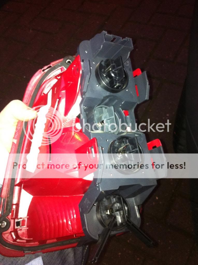 R56 rear light cluster removal | MINI Cooper Forum