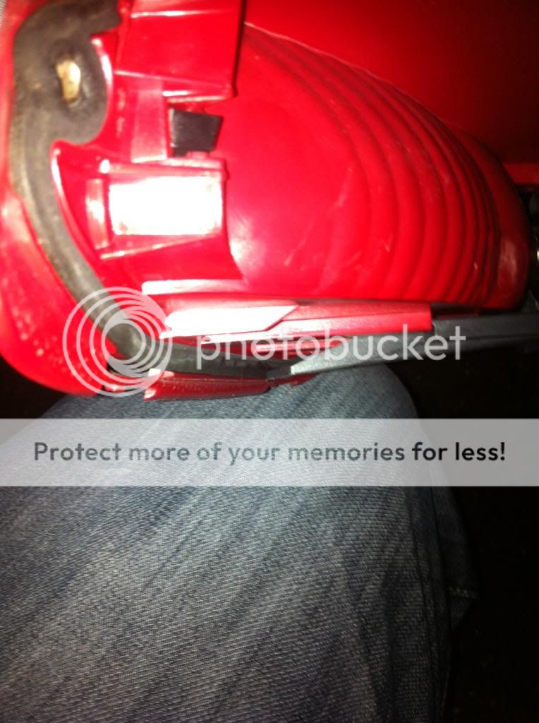 R56 rear light cluster removal | MINI Cooper Forum