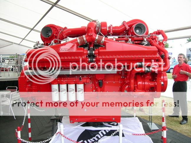 Post amazingly cool pictures of engines! - Page 3 - The Pie & Piston ...