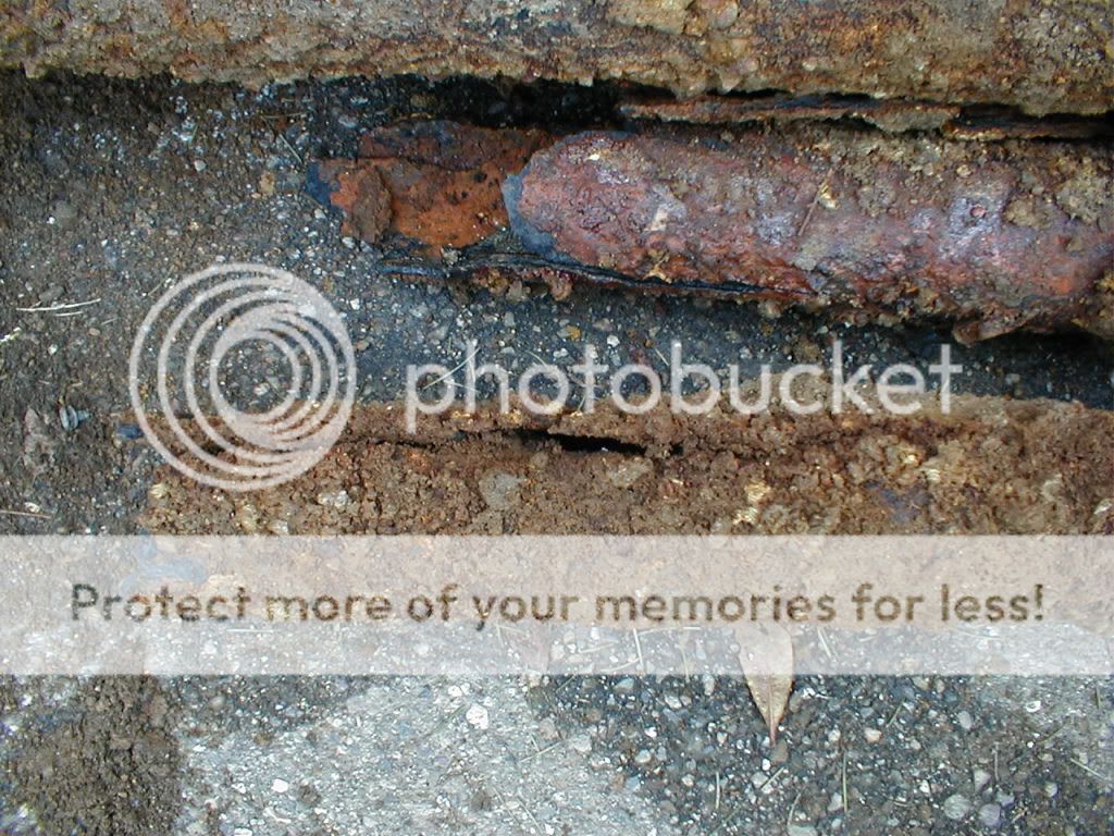 The rotten rusted corroded cast iron thread | Plumbing Zone ...