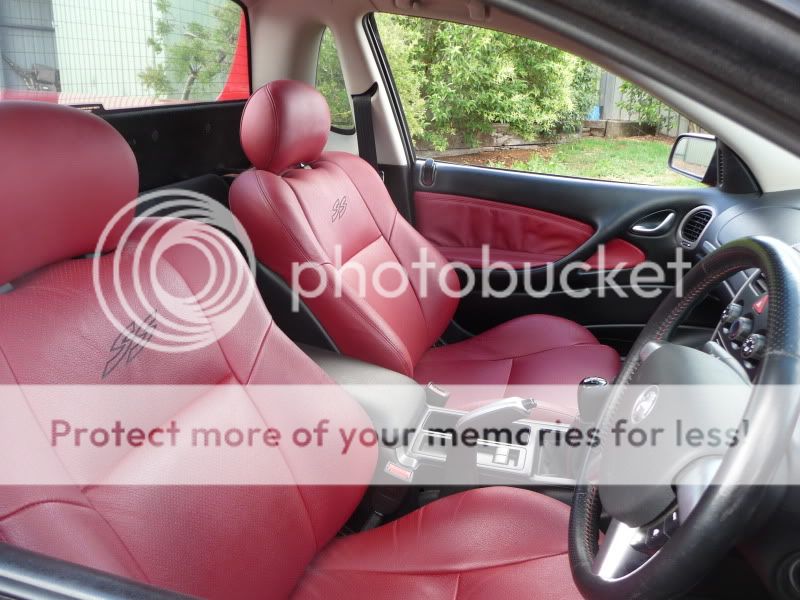 FS: VY SS ute, manual, red leather, hard lid 69k kms