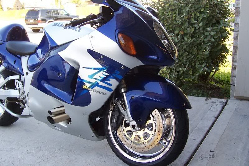 ALMOST finished pics of my busa......FINALLY...