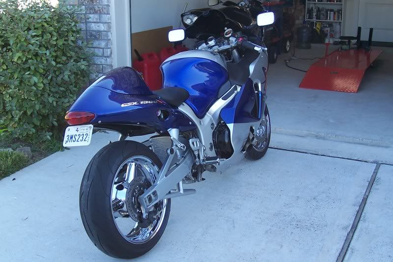 ALMOST finished pics of my busa......FINALLY...
