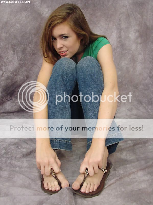 Foot Fetish Forum: P-Boy model Jess Robinson