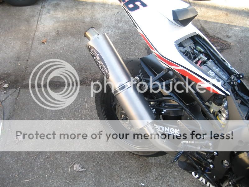 2002-2003 R1 full graves exhaust | Yamaha R1 Forum: YZF-R1 Forums