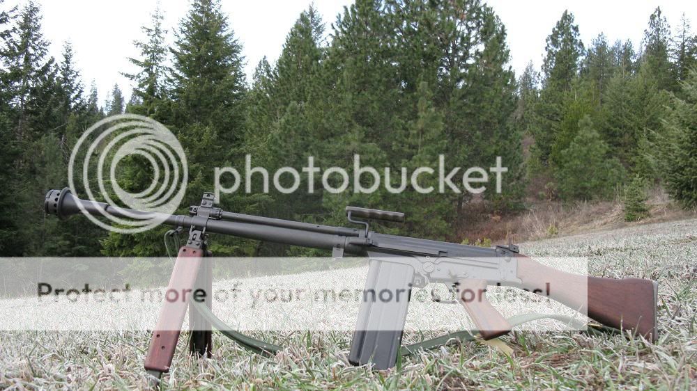 Canadian C2A1 and Singapore L2A1 for sale - The FAL Files