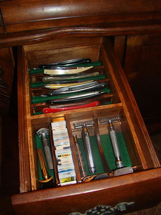 Razor blades storage. | TheShaveDen