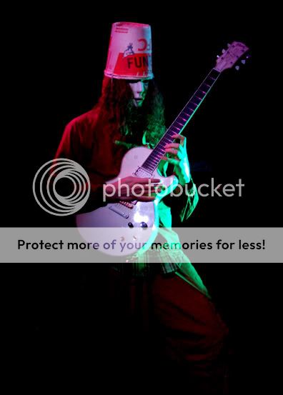 Buckethead Zone [Crazy guitarist spotted] - Forums de discussion jeux ...