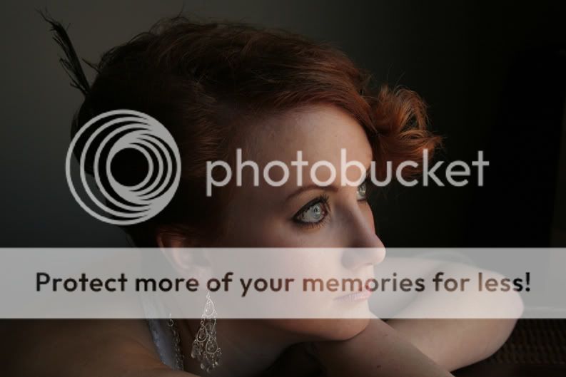 Short wedding up-do • Offbeat Wed (was Offbeat Bride)