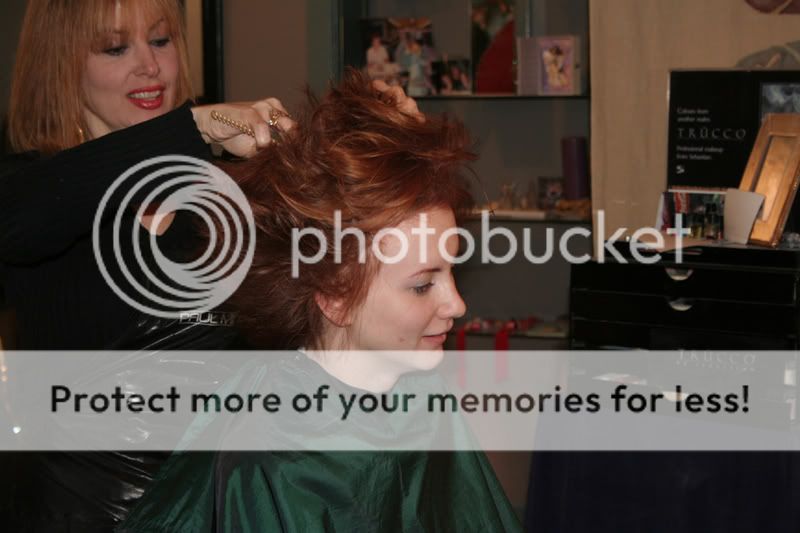 Short wedding up-do • Offbeat Wed (was Offbeat Bride)