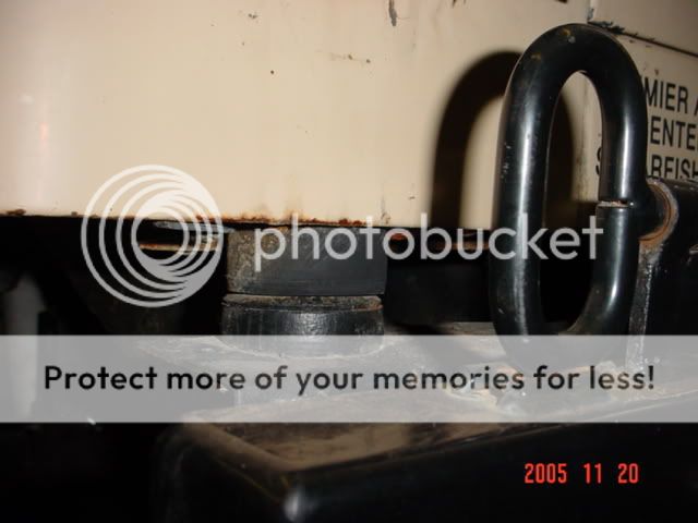 anyone here use hockey pucks for your body lift? | Jeep Enthusiast Forums