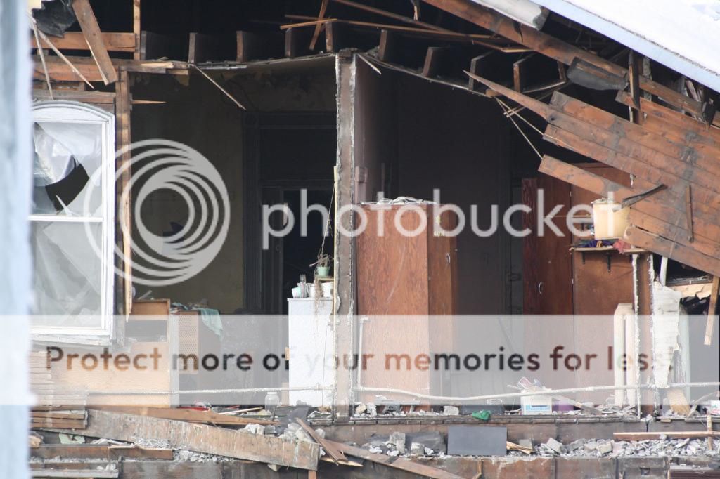 Thompson Submachine gun spotted in Shanghai demolition : r/Winnipeg