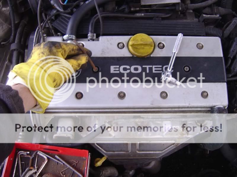 GUIDE : Changing your cam position sensor on an X20XEV 2.0 Vectra ...