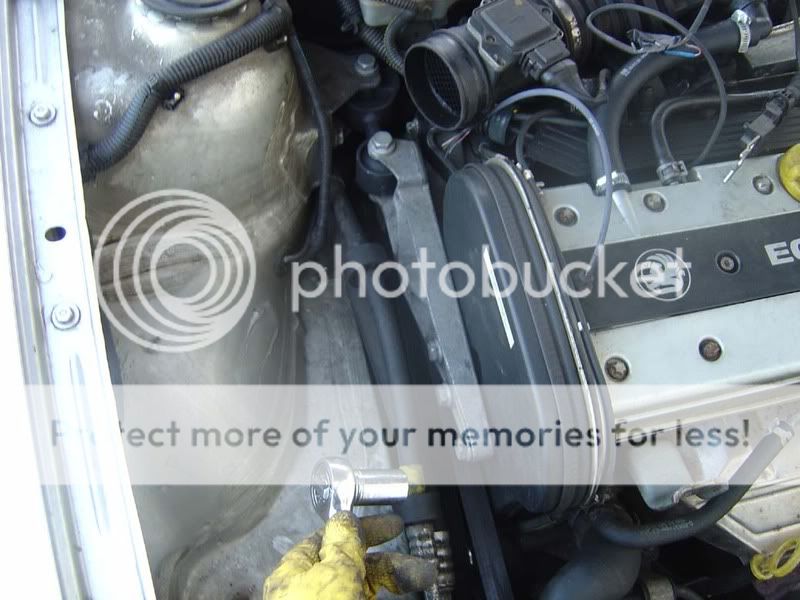 GUIDE : Changing your cam position sensor on an X20XEV 2.0 Vectra ...