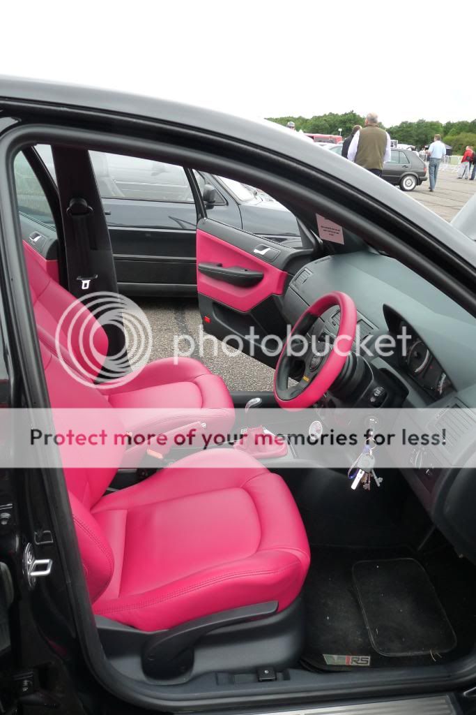 fabia pink interior and white wheels ? - Skoda Fabia Mk1 (1999-2007 ...
