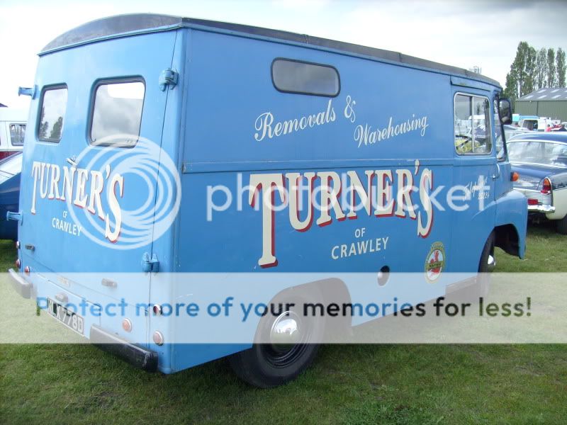 Newark autojumble photos - AutoShite - Autoshite