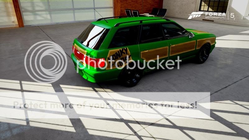 Clark Griswold's Wagon Queen Family Truckster with Graffiti - Paint ...