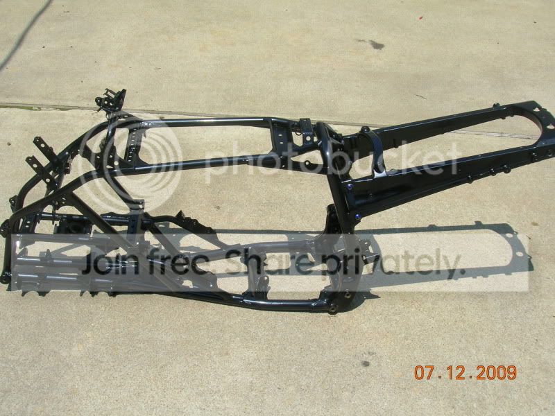 clean yfz 450 frame and subframe with title black