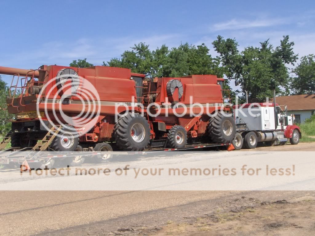 Twin combine trailers. | The Combine Forum