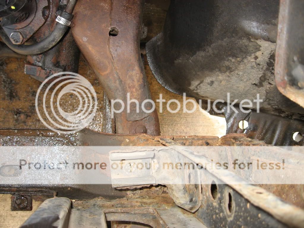 Crack in Frame? - Ford Truck Enthusiasts Forums