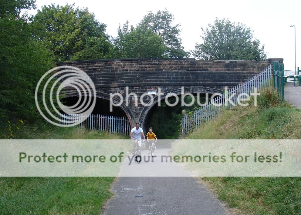 Liverpool Outer Loop Line Merseyrail | SkyscraperCity Forum