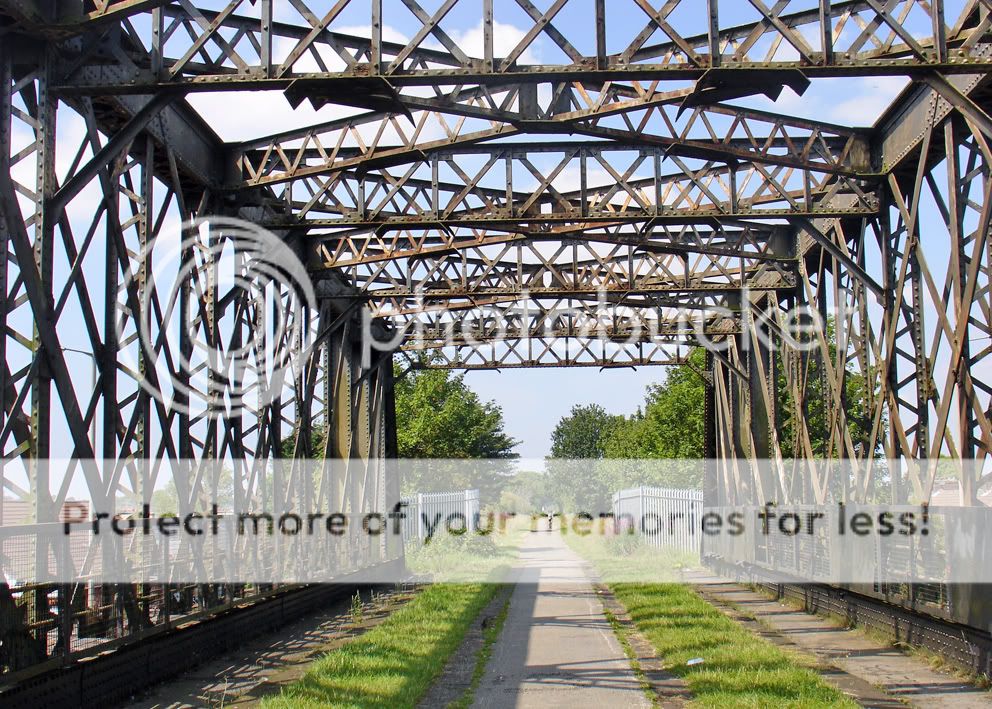 Liverpool Outer Loop Line Merseyrail | SkyscraperCity Forum