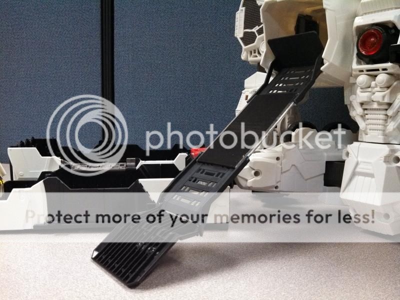 Minor/Repaint: - Gens Metroplex ramp extension | TFW2005 - The 2005 Boards