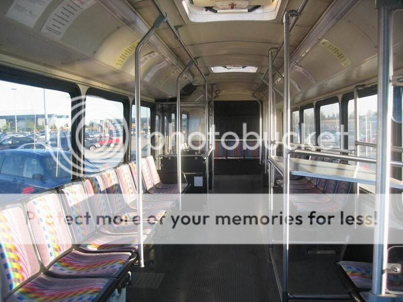 [YVR]YVR Airport's Thomas Transliner TL960 - British Columbia ...