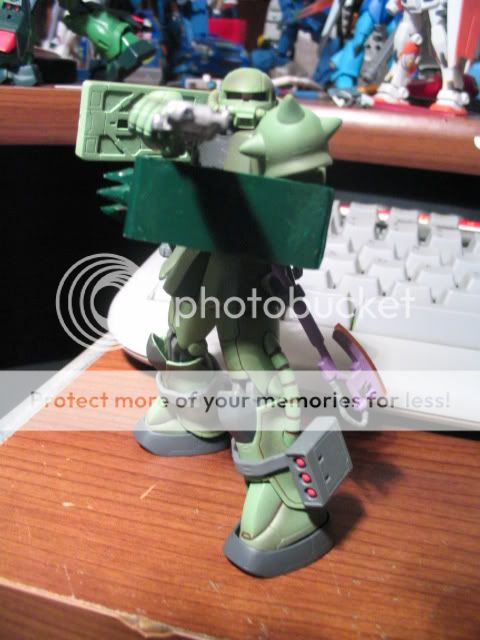 Zaku Shield Set - Gundam Board in Action!!