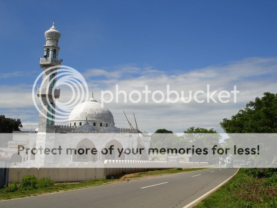 Historic and Colorful Mosques, Churches, Temples, Shrines and Tombs in ...
