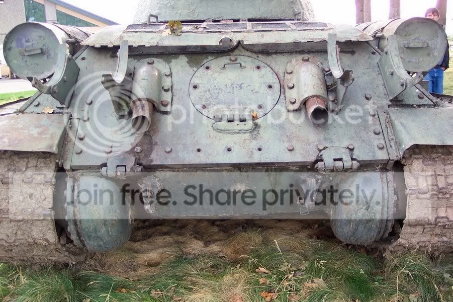 How much rust on a 3 year old derelict? - Armor - Finescale Modeler Forum